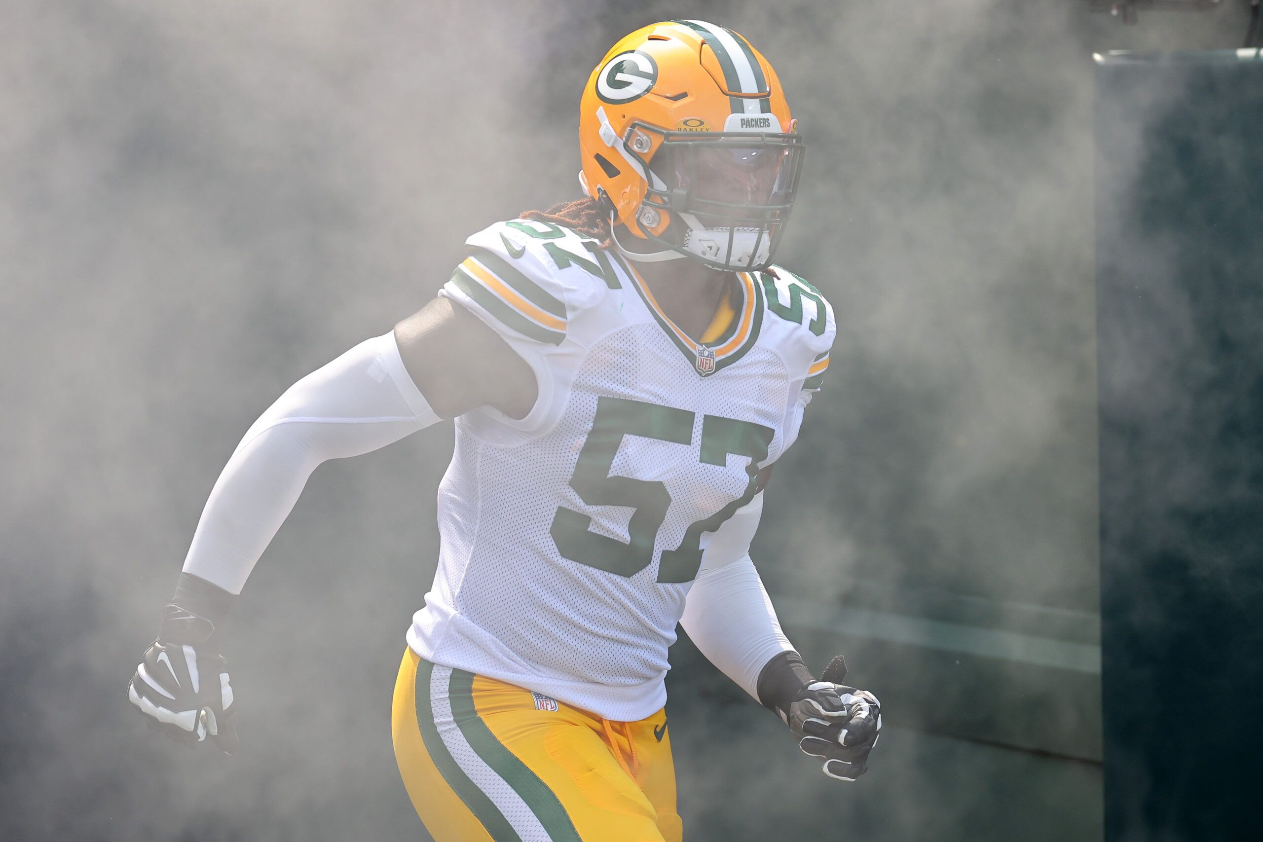 Packers DE Brenton Cox Jr. produces first career NFL…