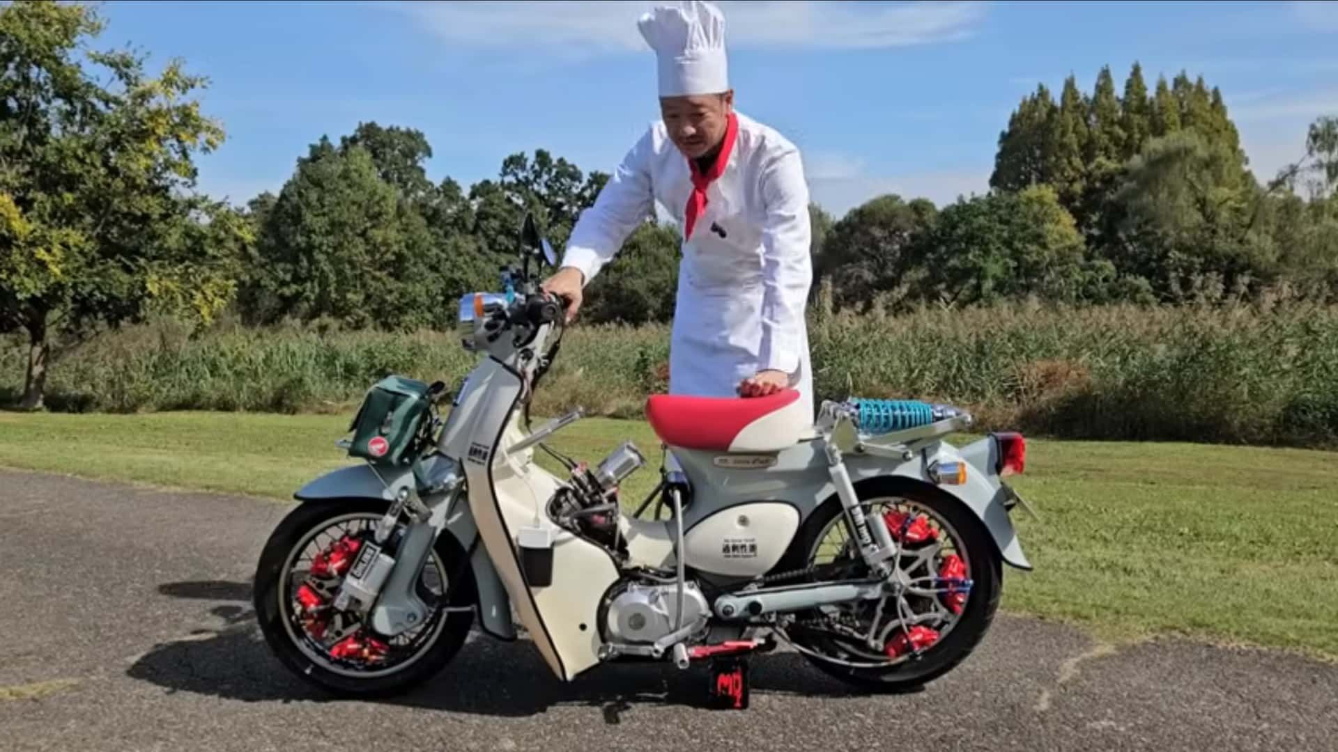 This Custom Honda Cub Has Adjustable Ride Height, and…