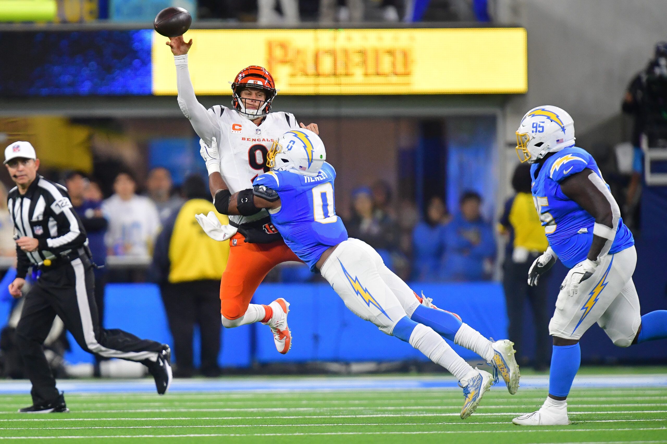 Chargers players explain why 2024 team ‘feels…