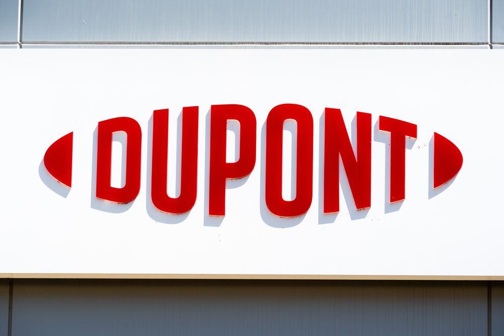 DuPont de Nemours Stock: Is Wall Street Bullish or…