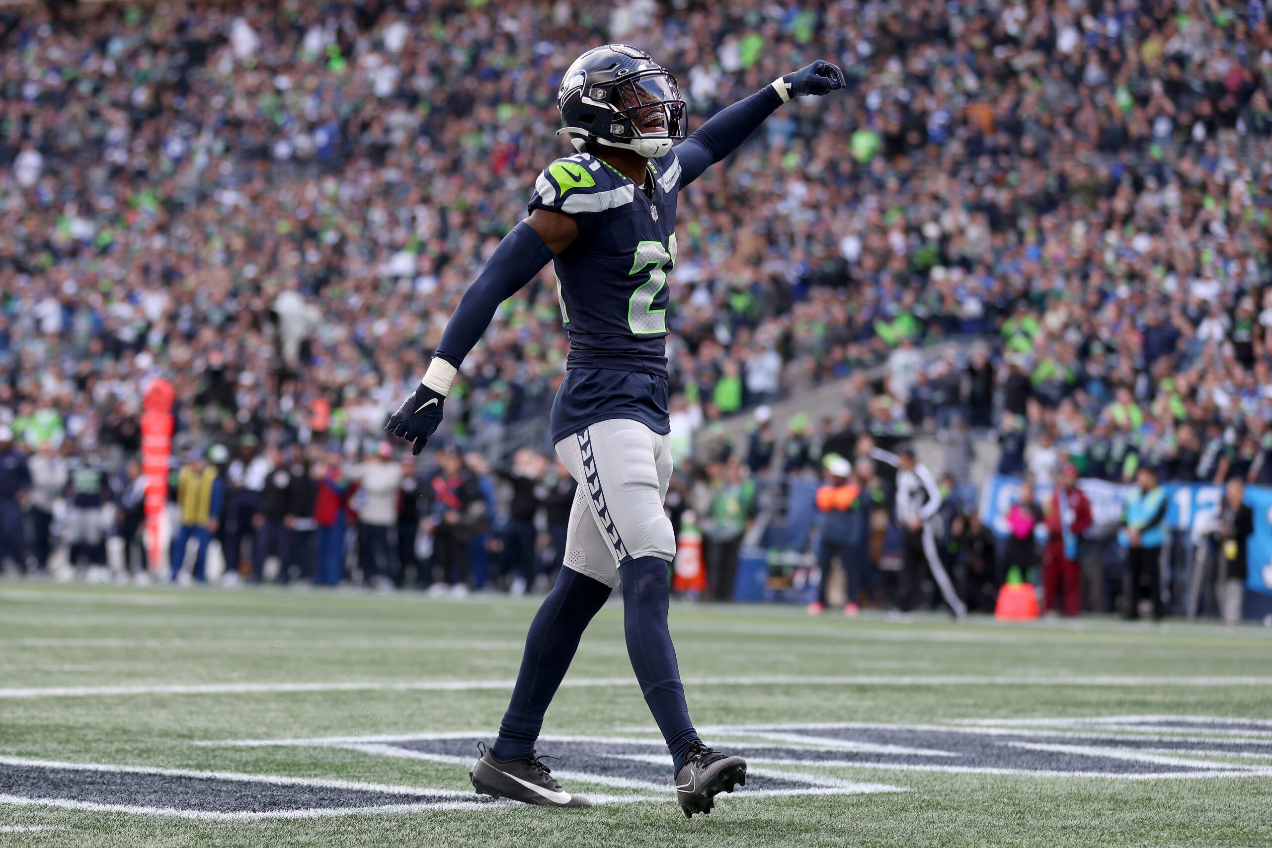Seahawks to wear navy jersey/gray pants combo in Week…