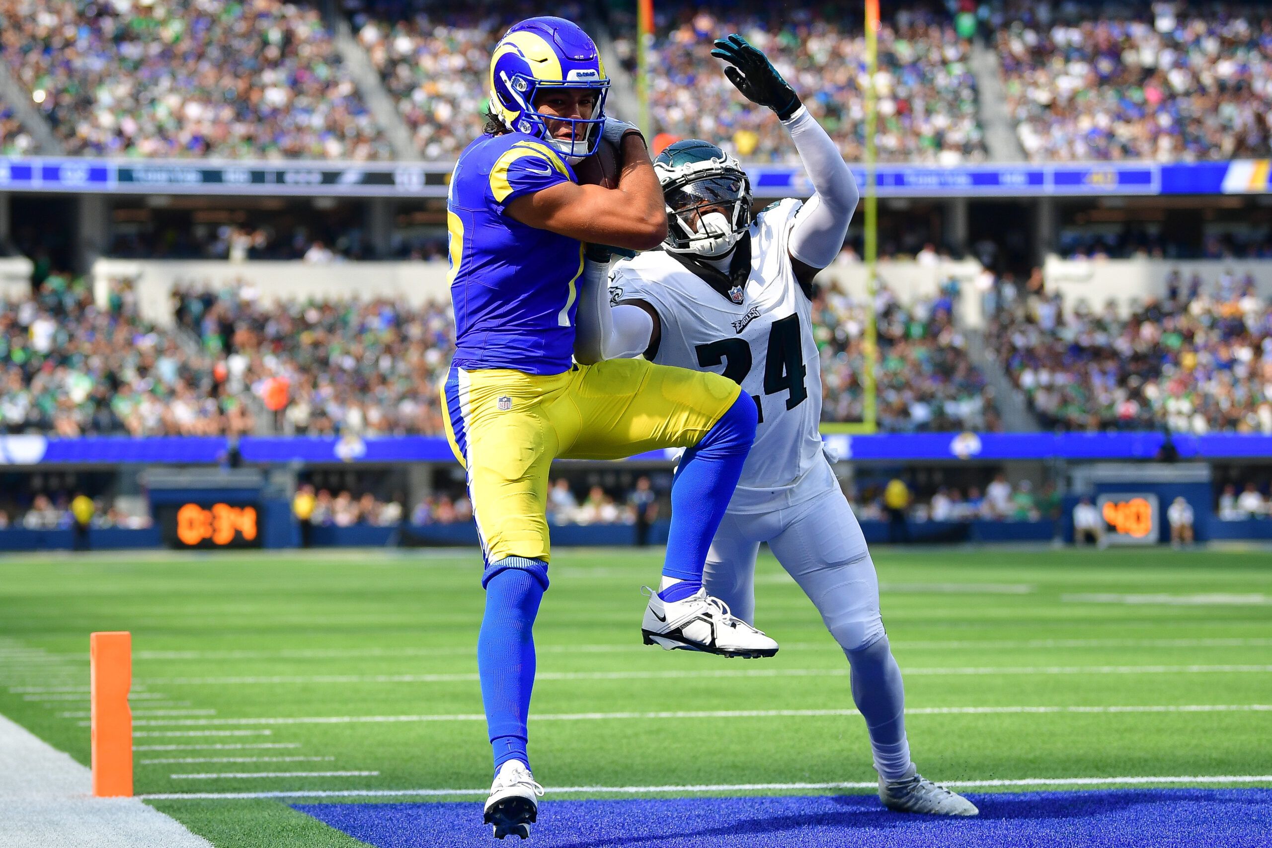 Rams and Eagles reveal uniform choices for Sunday…