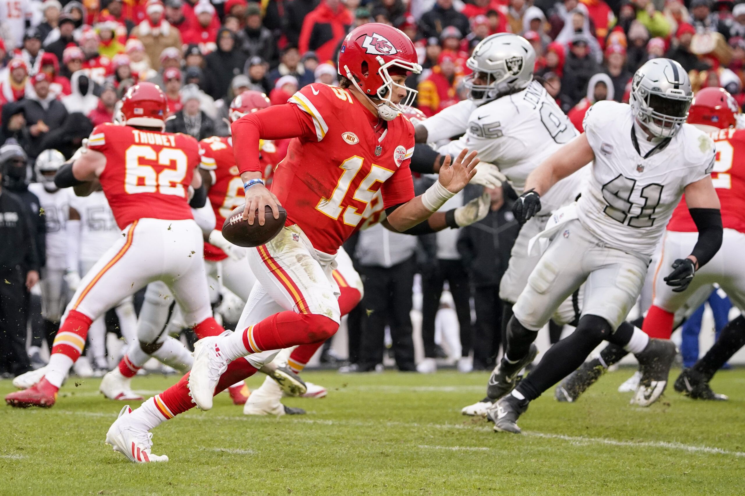 Previewing Chiefs’ Week 13 game vs. Raiders on Chiefs…