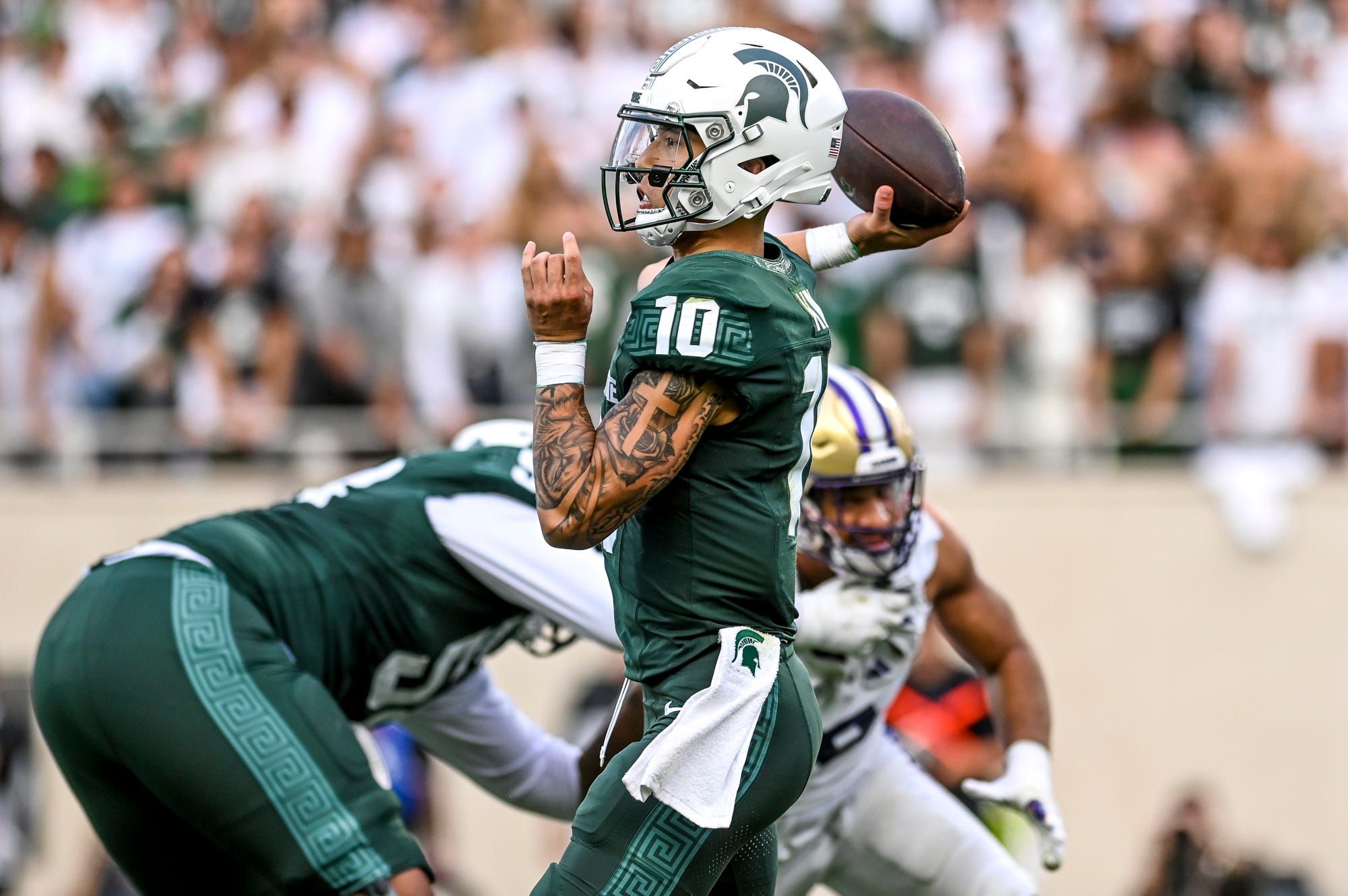 Former Michigan State football QB re-enters transfer…