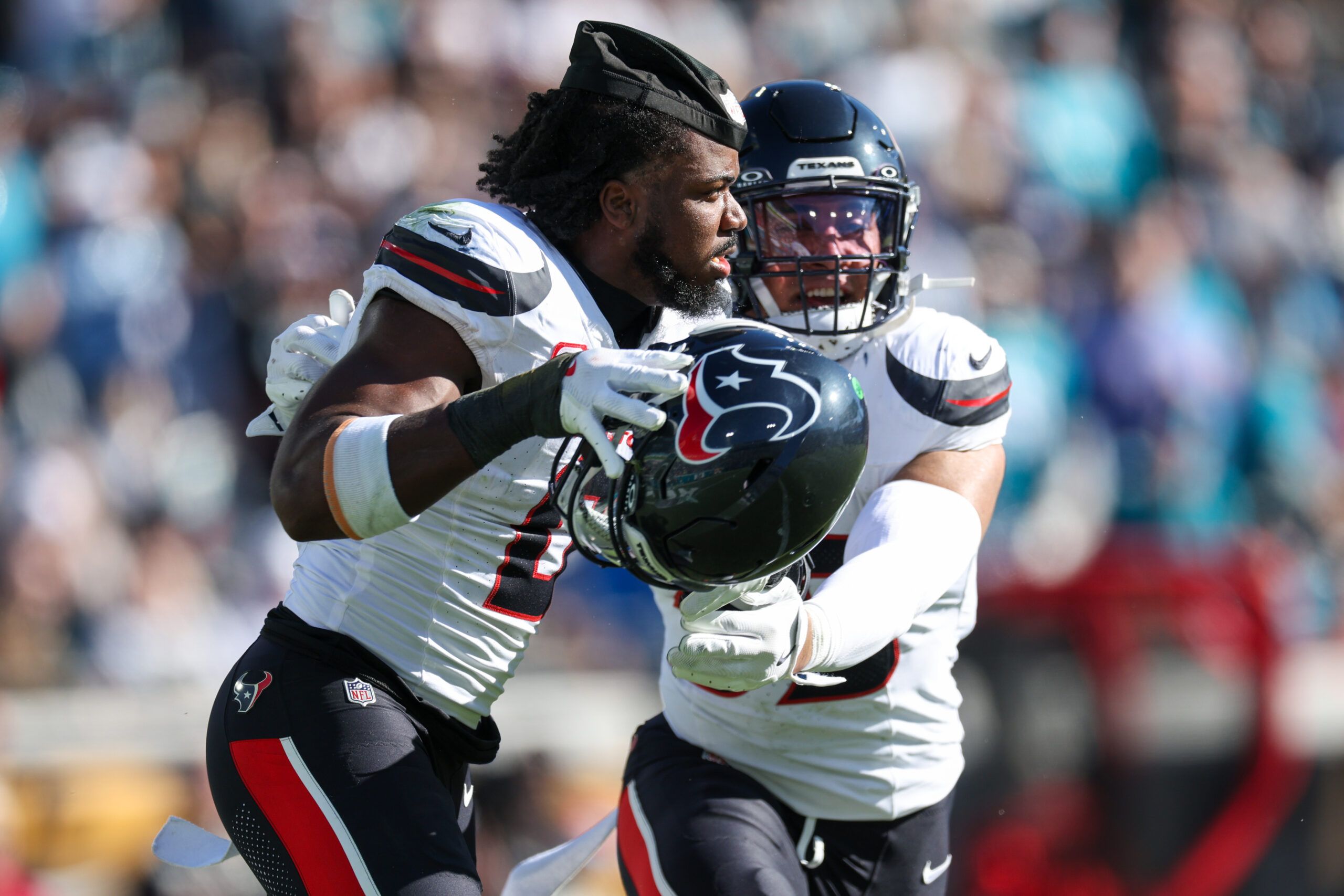 Texans LB Azeez Al-Shaair releases statement after hit…