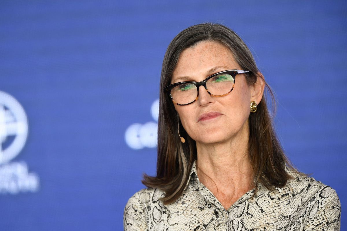 Cathie Wood buys $22.1 million of battered tech stock Cathie Wood buys $22.1 million of battered tech stock
