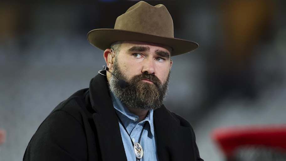 Sports Illustrated - Jason Kelce Gave Classy…