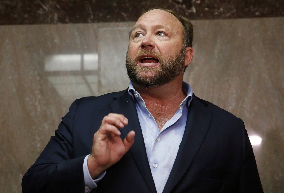 Conspiracy theorist Alex Jones’s $965 million verdict…