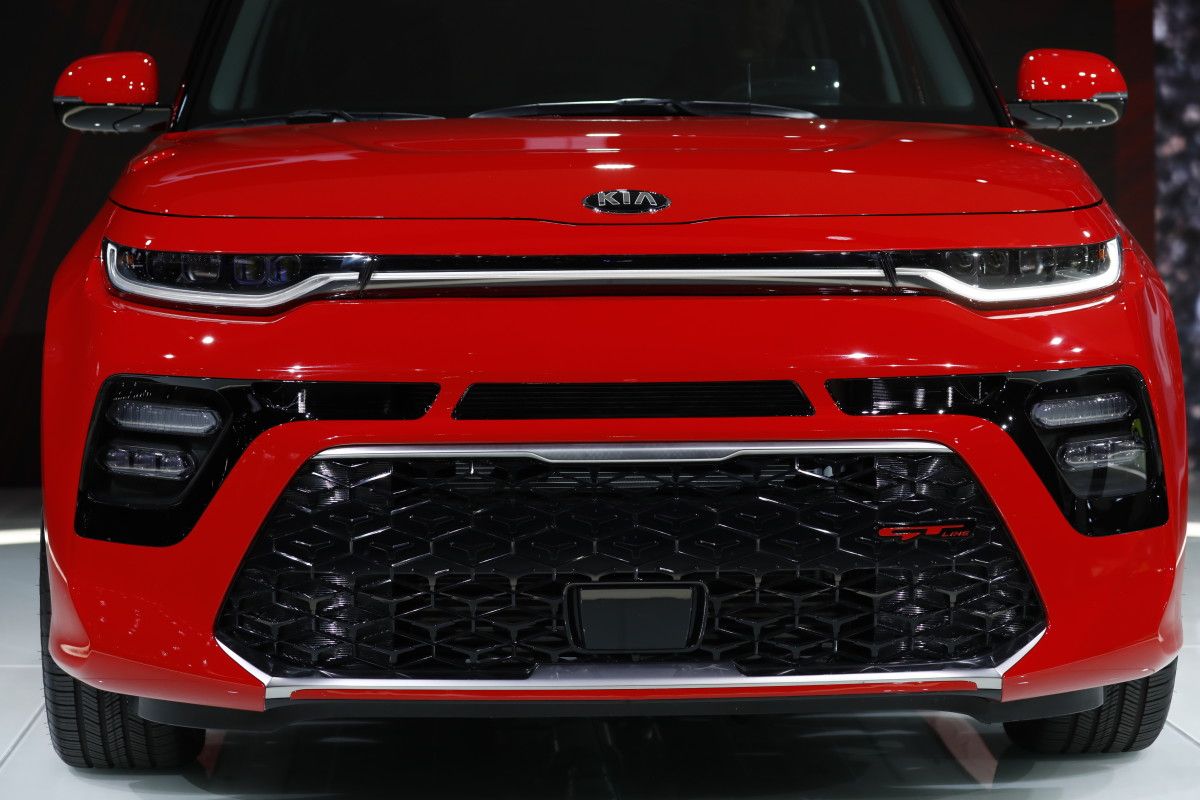 Hyundai, Kia face a surprising lawsuit on growing…