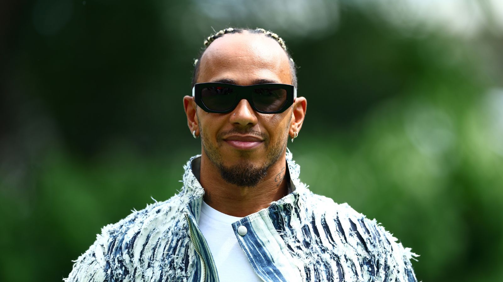 Lewis Hamilton's clever living room layout increases…