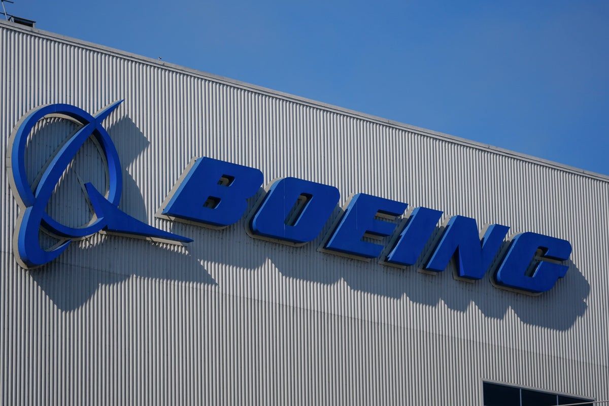 Boeing lays off hundreds in Washington and California…