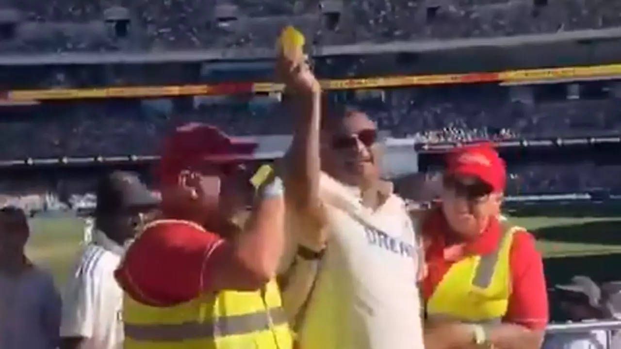 Watch: Indian fan kicked out of Adelaide stadium for…