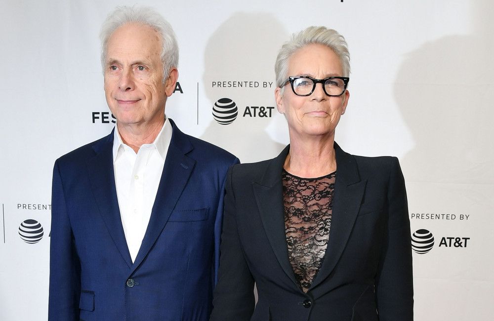 Jamie Lee Curtis reflects on 40 years of marriage to…