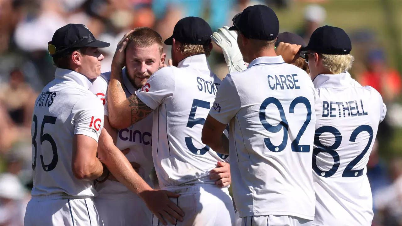 3rd Test: England hit back after New Zealand's strong…