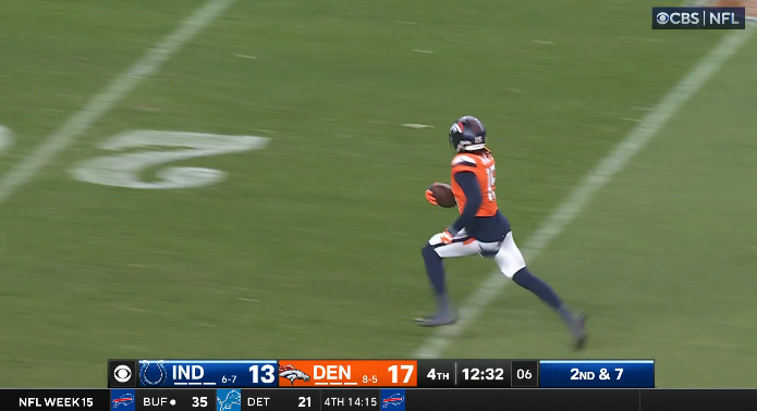 WATCH: Broncos OLB Nik Bonitto grabs fumble-6 vs. Colts