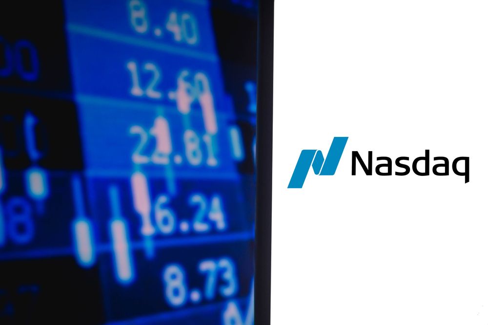 Is Nasdaq Stock Outperforming the Dow?