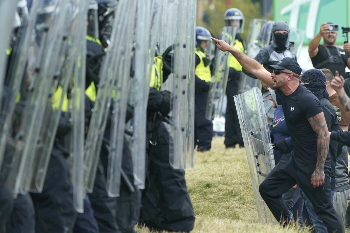 Southport riots review finds police underestimated…