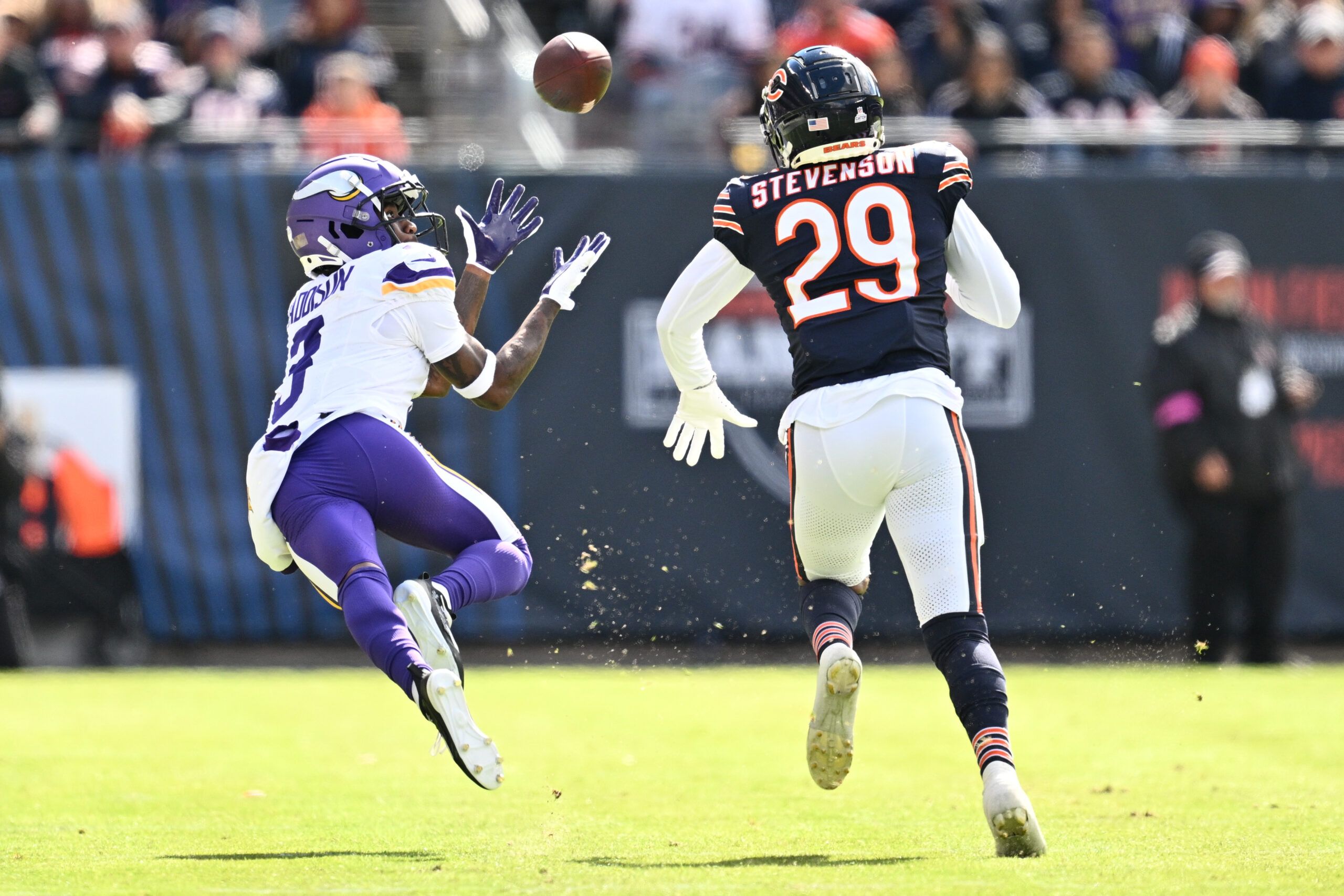Tyrique Stevenson mocks the Skol Chant and the Bears…