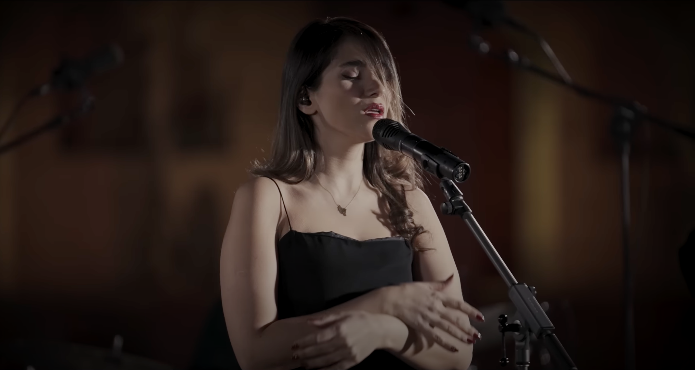 Iranian Singer Parastoo Ahmadi Released From Jail…