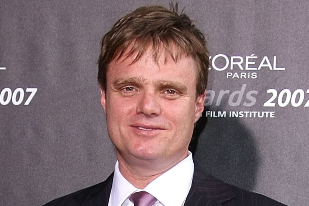 Former Neighbours star charged for performing Nazi…