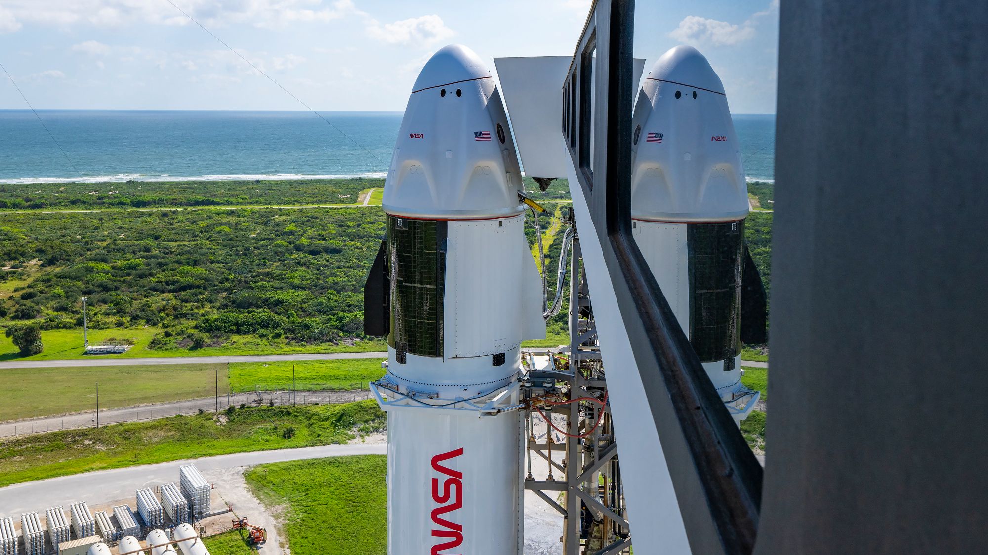 SpaceX inks deal with Vast to launch 2 astronaut…