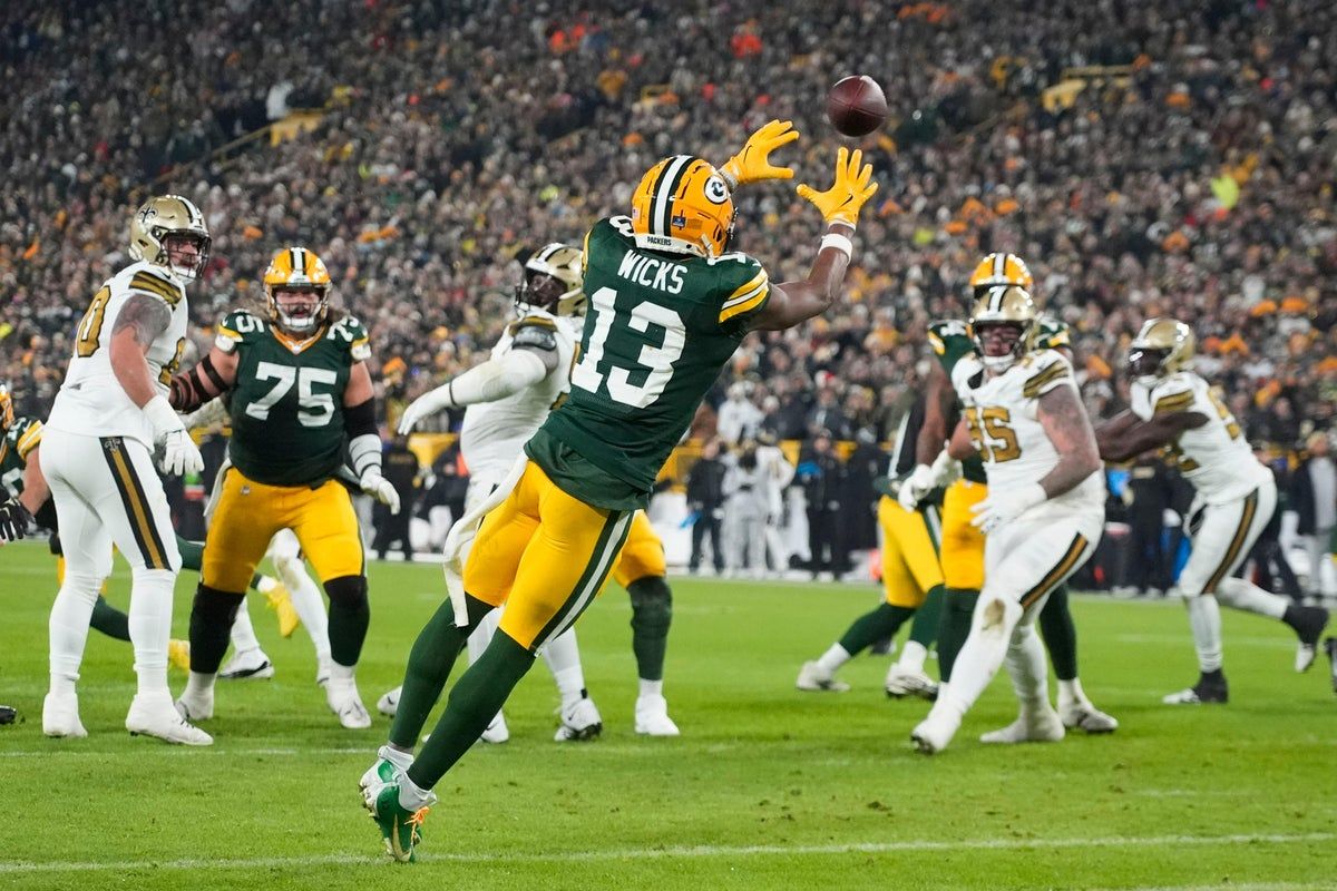 Green Bay Packers seal play-off spot with shut-out win…