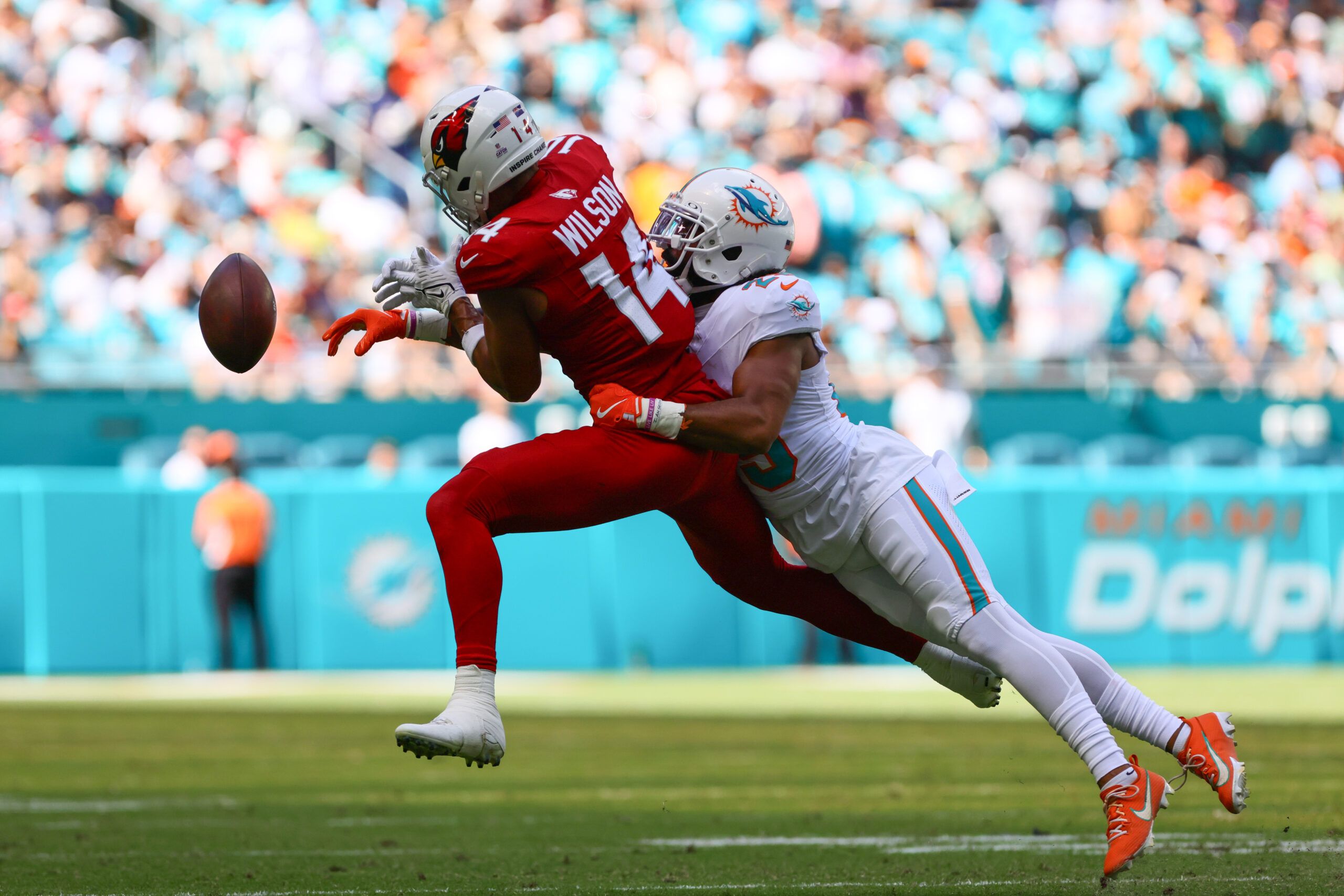 Dolphins place Kendall Fuller on IR, ending veteran…