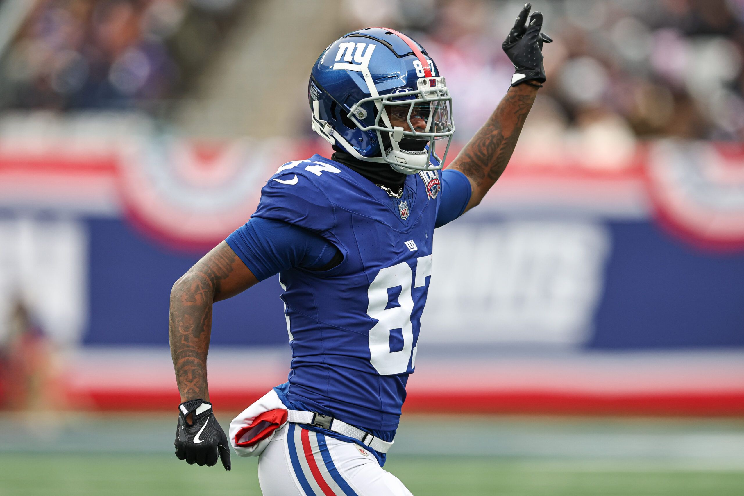 Giants get 100-yard kickoff return from Ihmir…