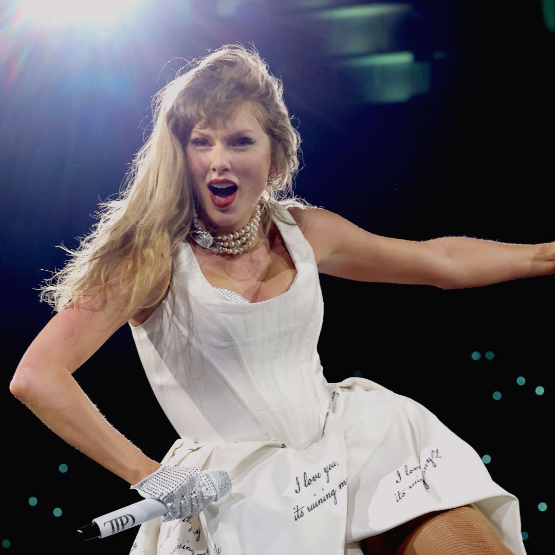 Taylor Swift Celebrates Bestie Ash Avignone's Birthday… Taylor Swift Celebrates Bestie Ash Avignone's Birthday…