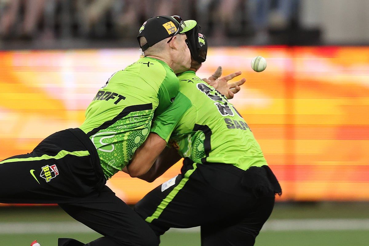 Daniel Sams stretchered off after horrific collision…
