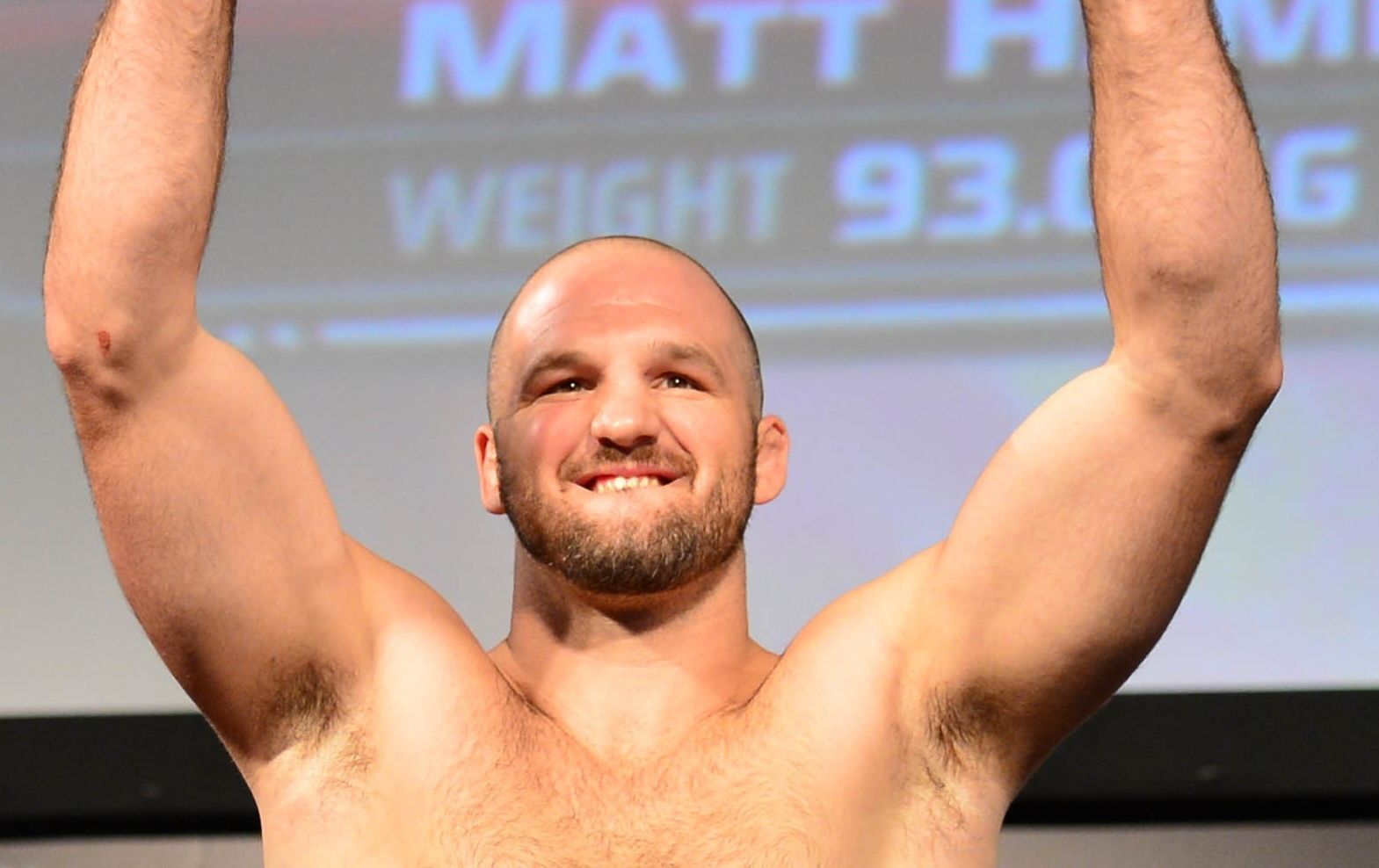 Deaf UFC alumnus Matt Hamill hears for first time in…
