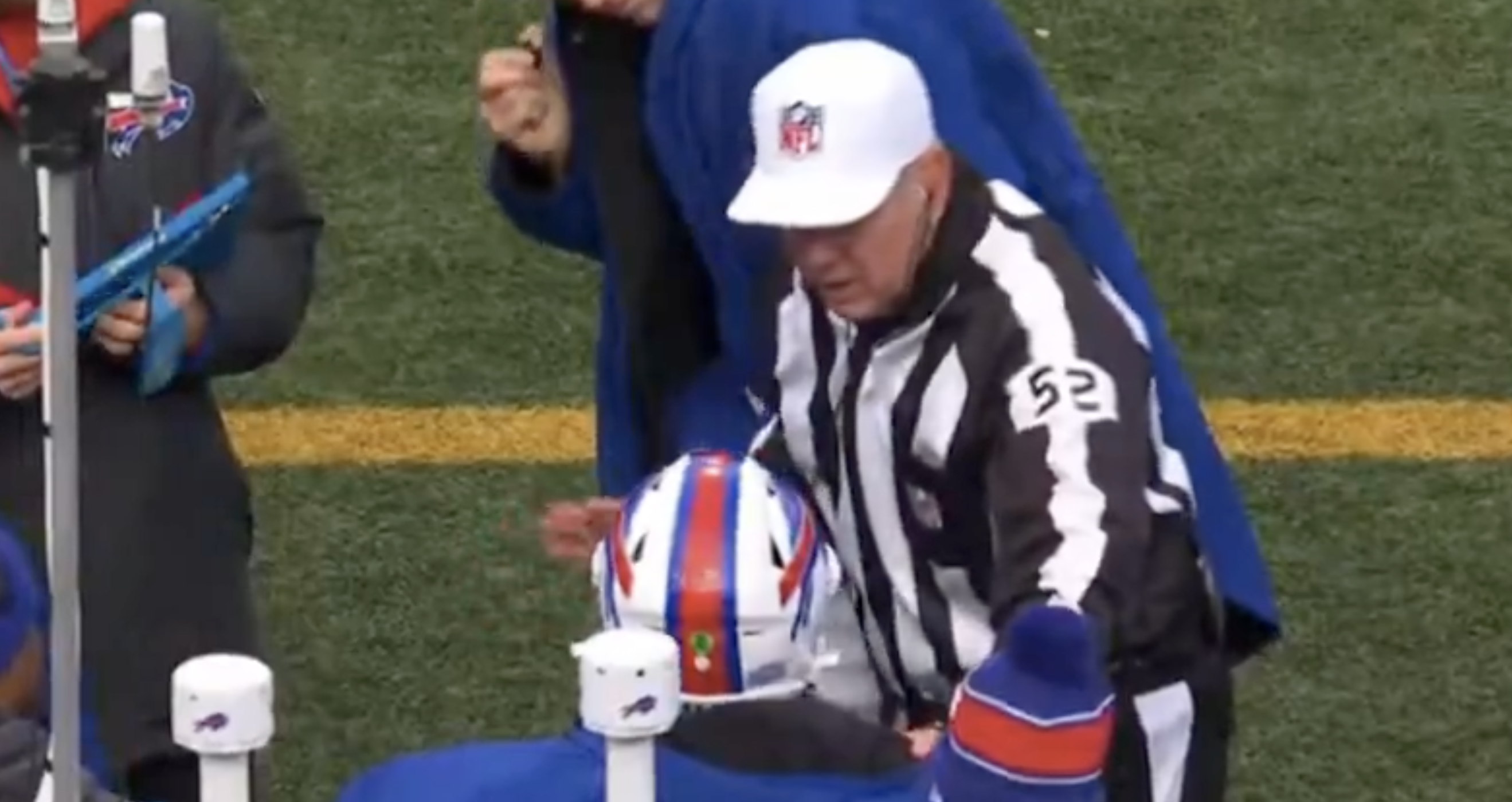 NFL fans thought it was so odd when referee Bill…