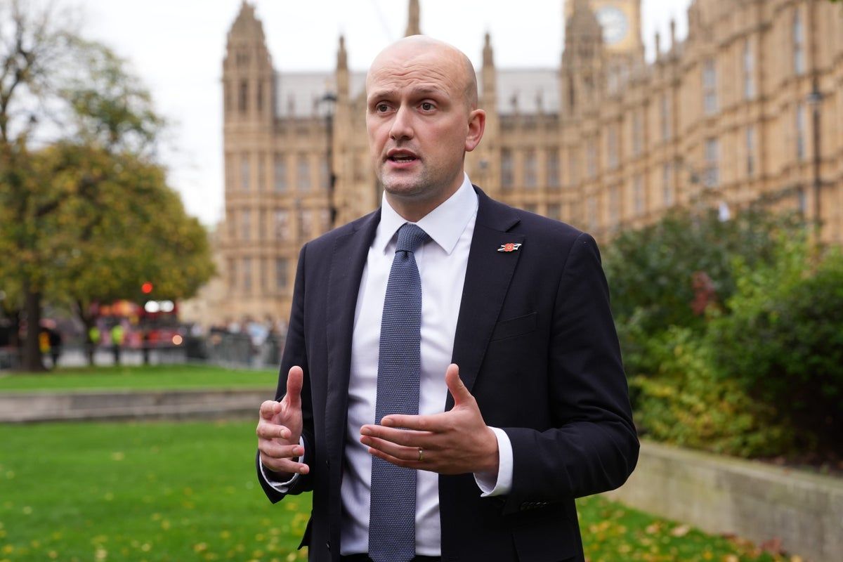 MP calls for Stuart Hogg to be stripped of MBE after…