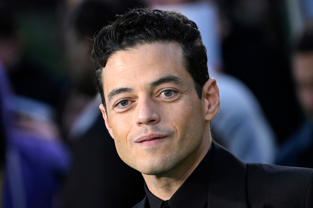 Rami Malek recalls being arrested for robbing liquor…
