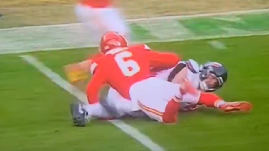 Sports Illustrated - Chiefs DB Seemed to Get Away With…