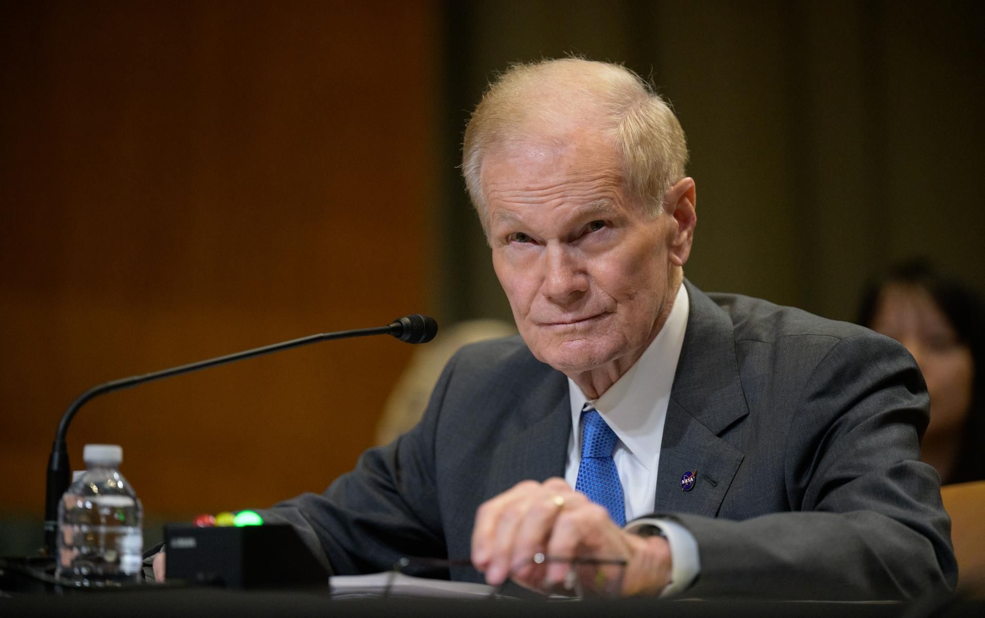 Bill Nelson steps down as NASA chief as Trump begins…