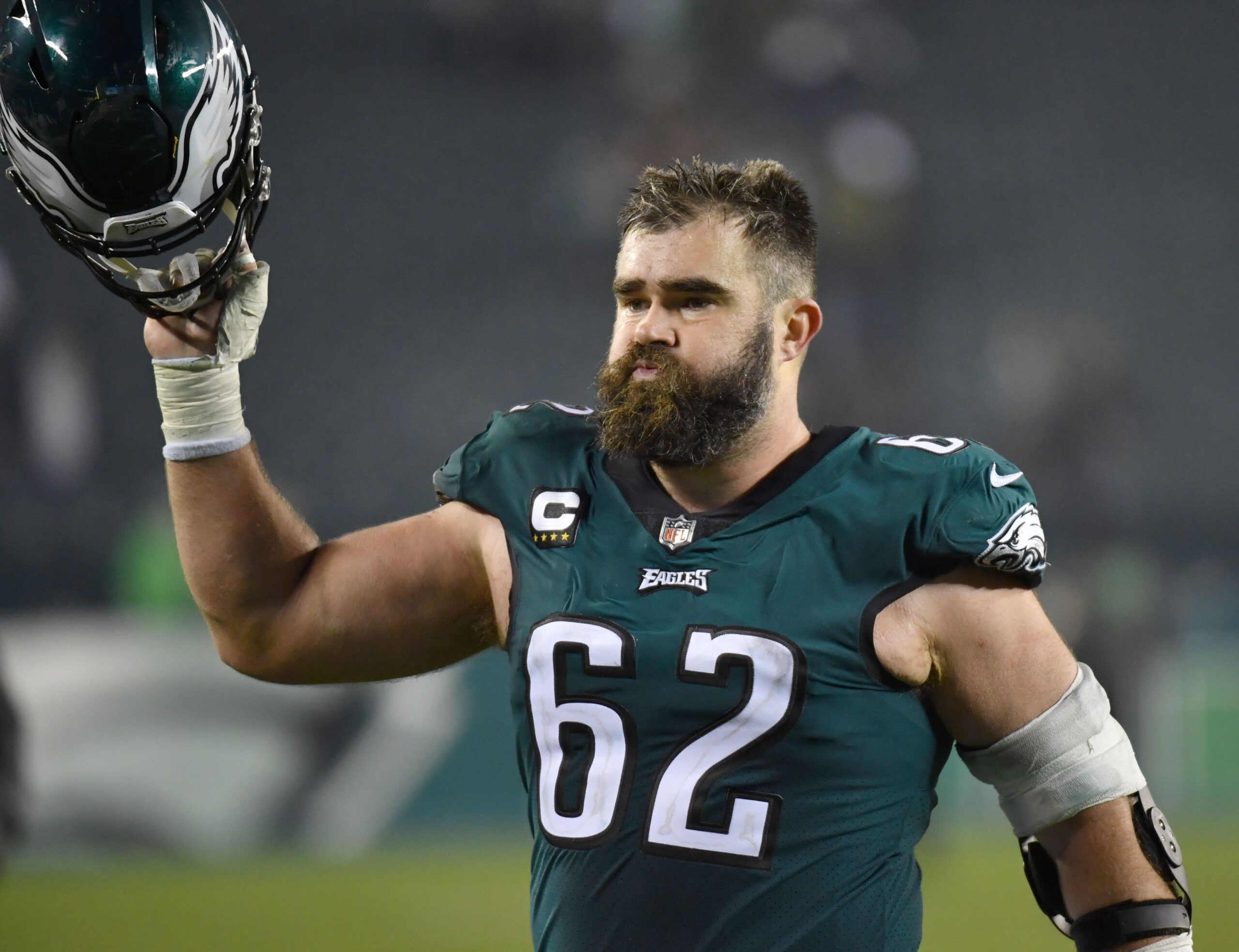 Jason Kelce says Eagles are ‘better at every position’…