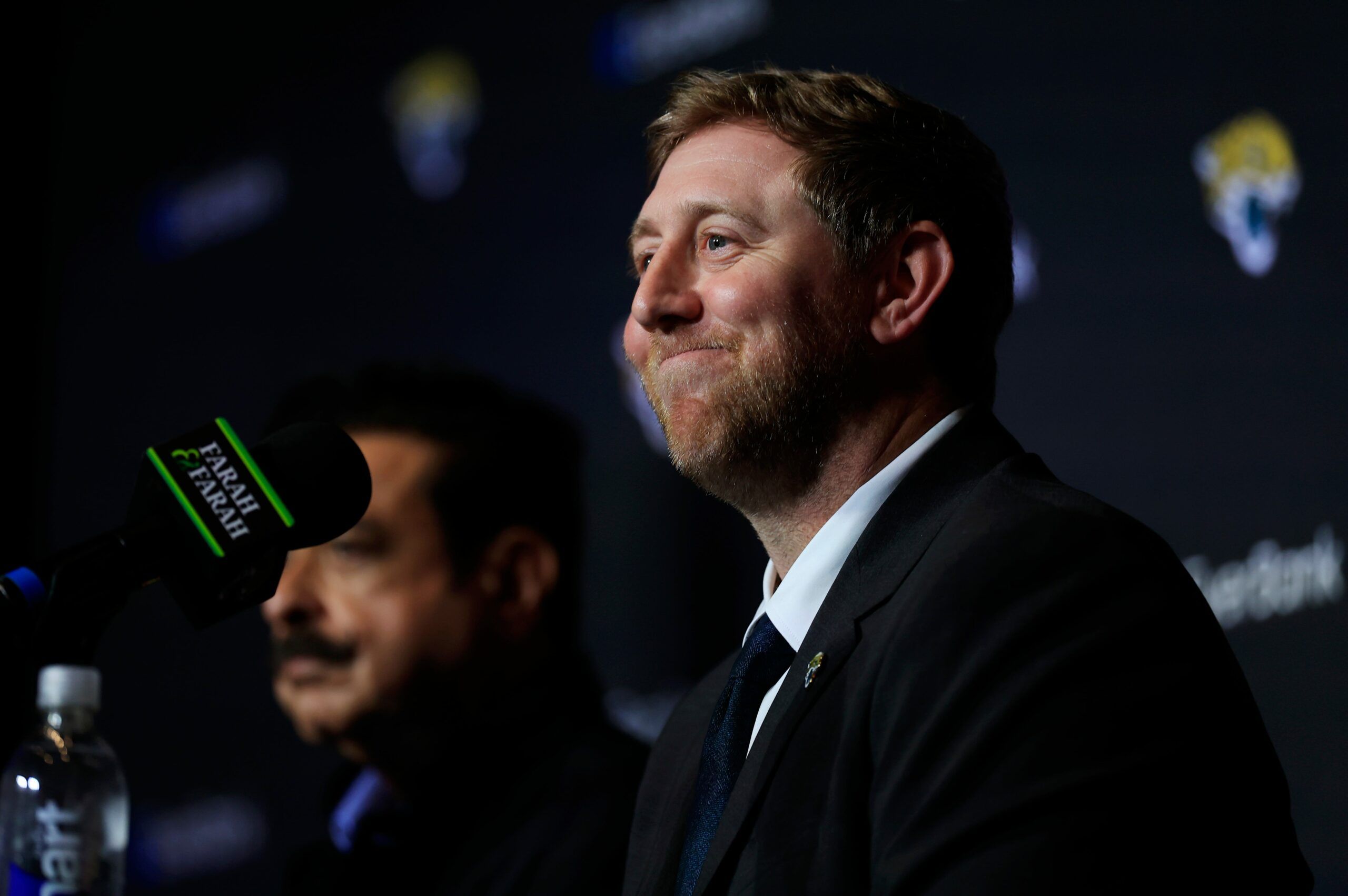 Liam Coen hysterically whiffed on his ‘Duval!’ chant…