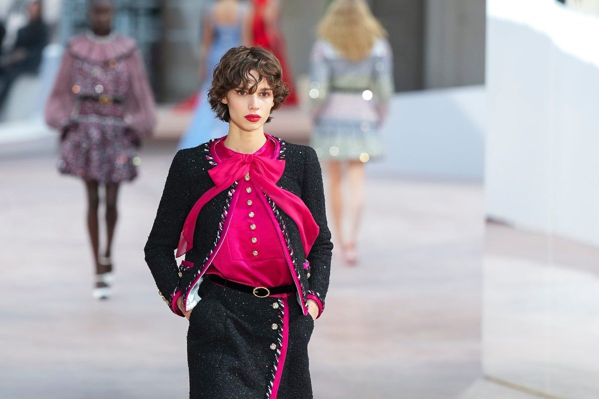 Chanel brings back Eighties power dressing at haute…