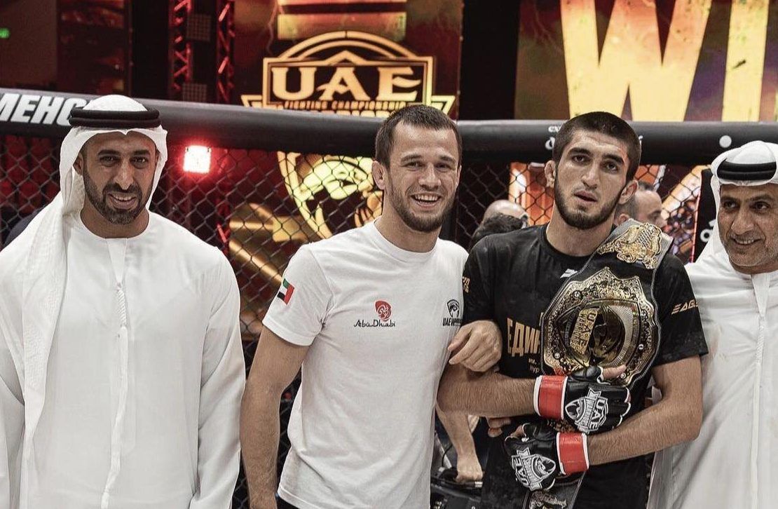 Amru Magomedov defends lightweight title vs. Alex da…