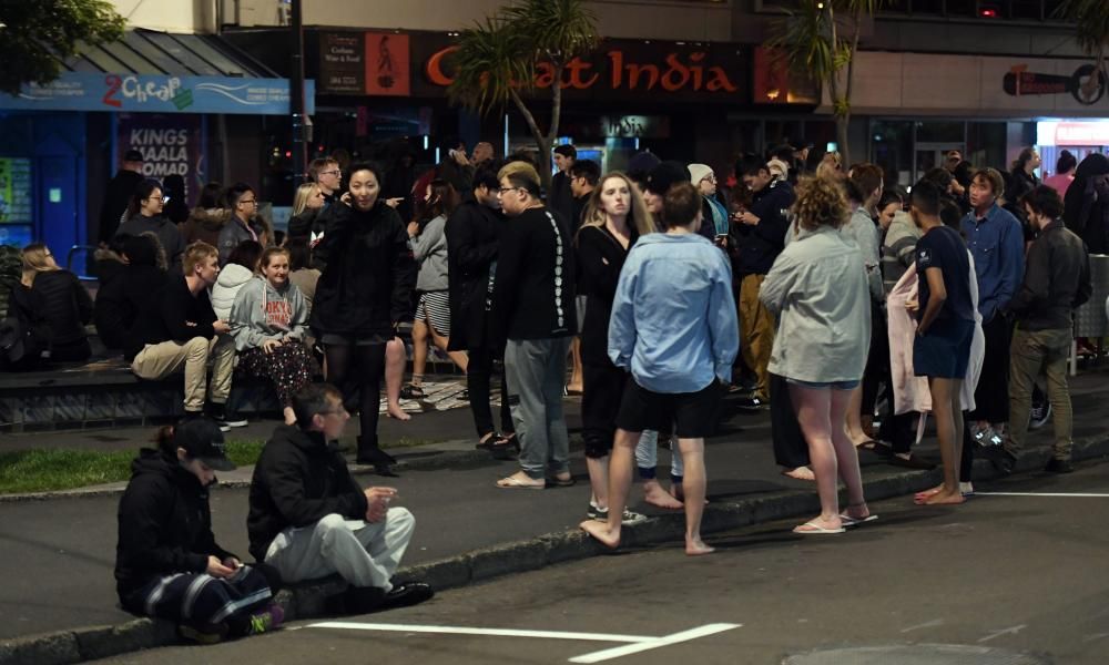 Tsunami hits New Zealand east coast after…