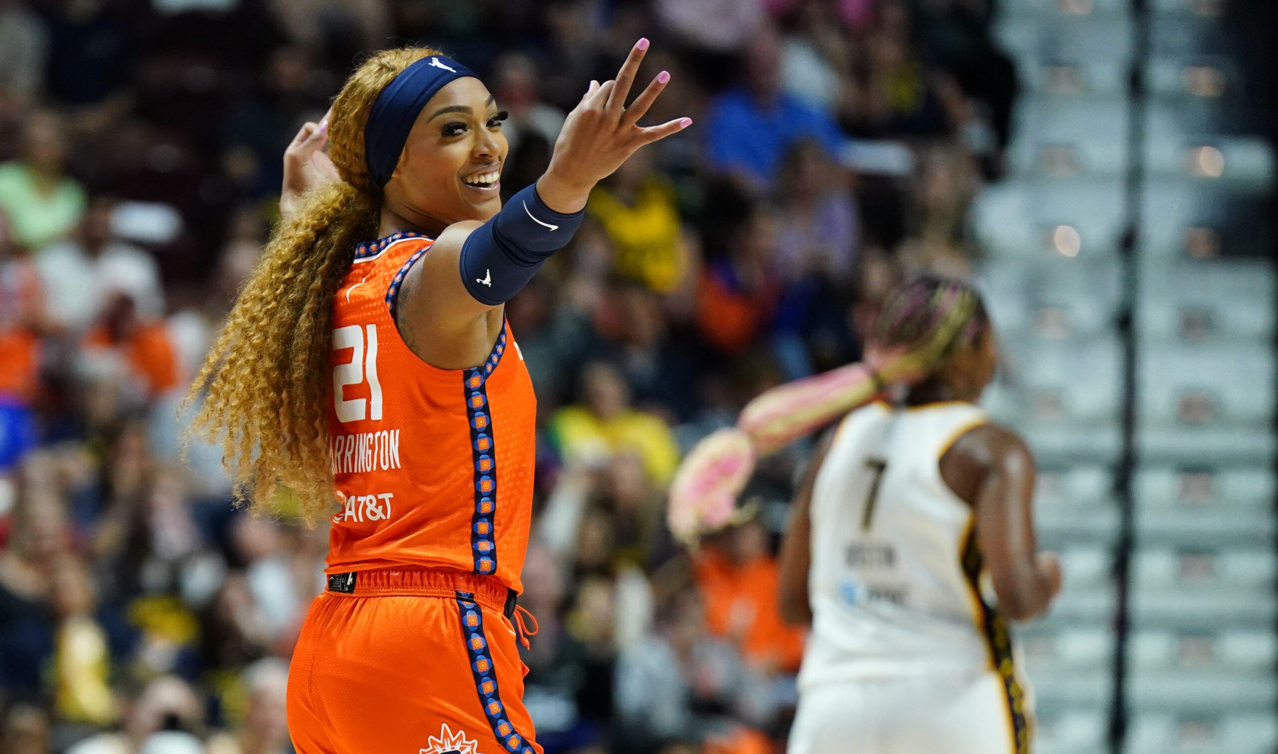 DiJonai Carrington trade grades: Who won the Sun-Wings…