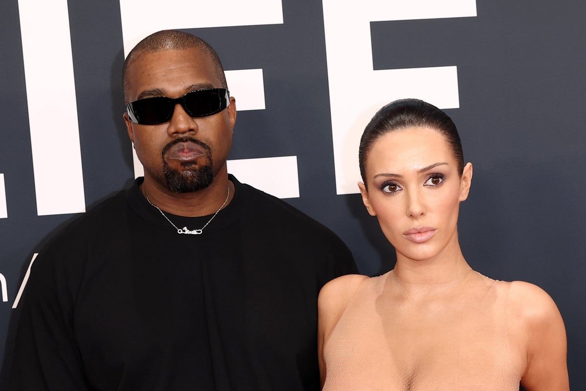 Kanye West's wife Bianca Censori shocks Grammys red…