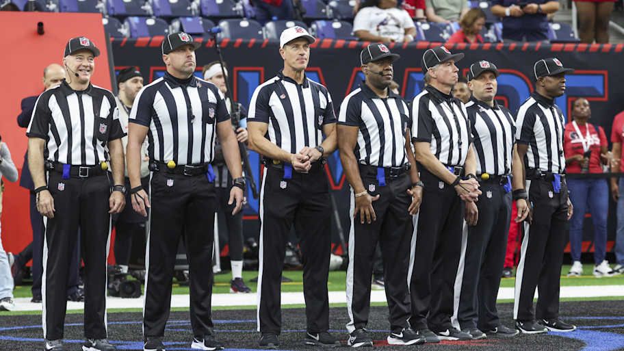 Sports Illustrated - How Much Do Super Bowl Referees…