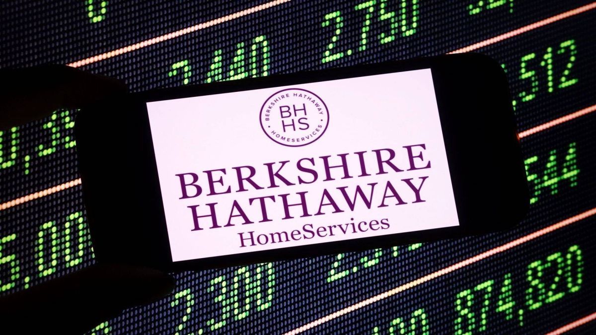 Warren Buffett's Berkshire Hathaway reveals how to… Warren Buffett's Berkshire Hathaway reveals how to…