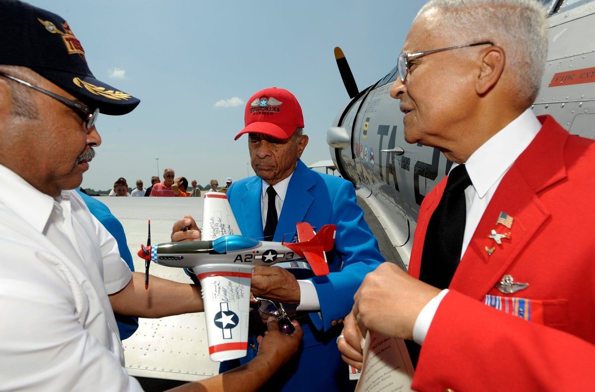 Decorated pilot Harry Stewart, Jr., one of the last… Decorated pilot Harry Stewart, Jr., one of the last…