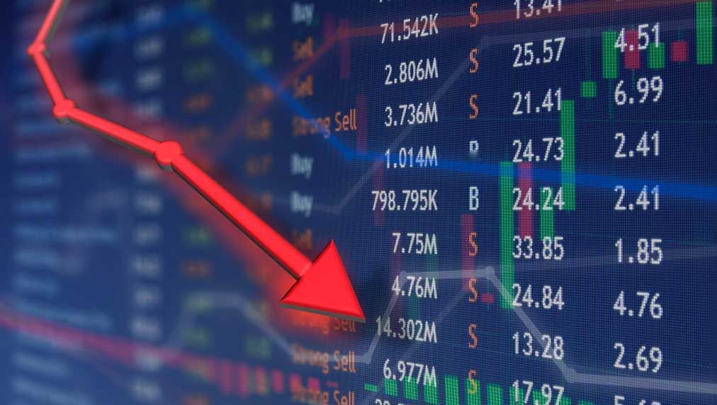 Stock Market Today: Dow Jones Sinks Nearly 450 Points;…