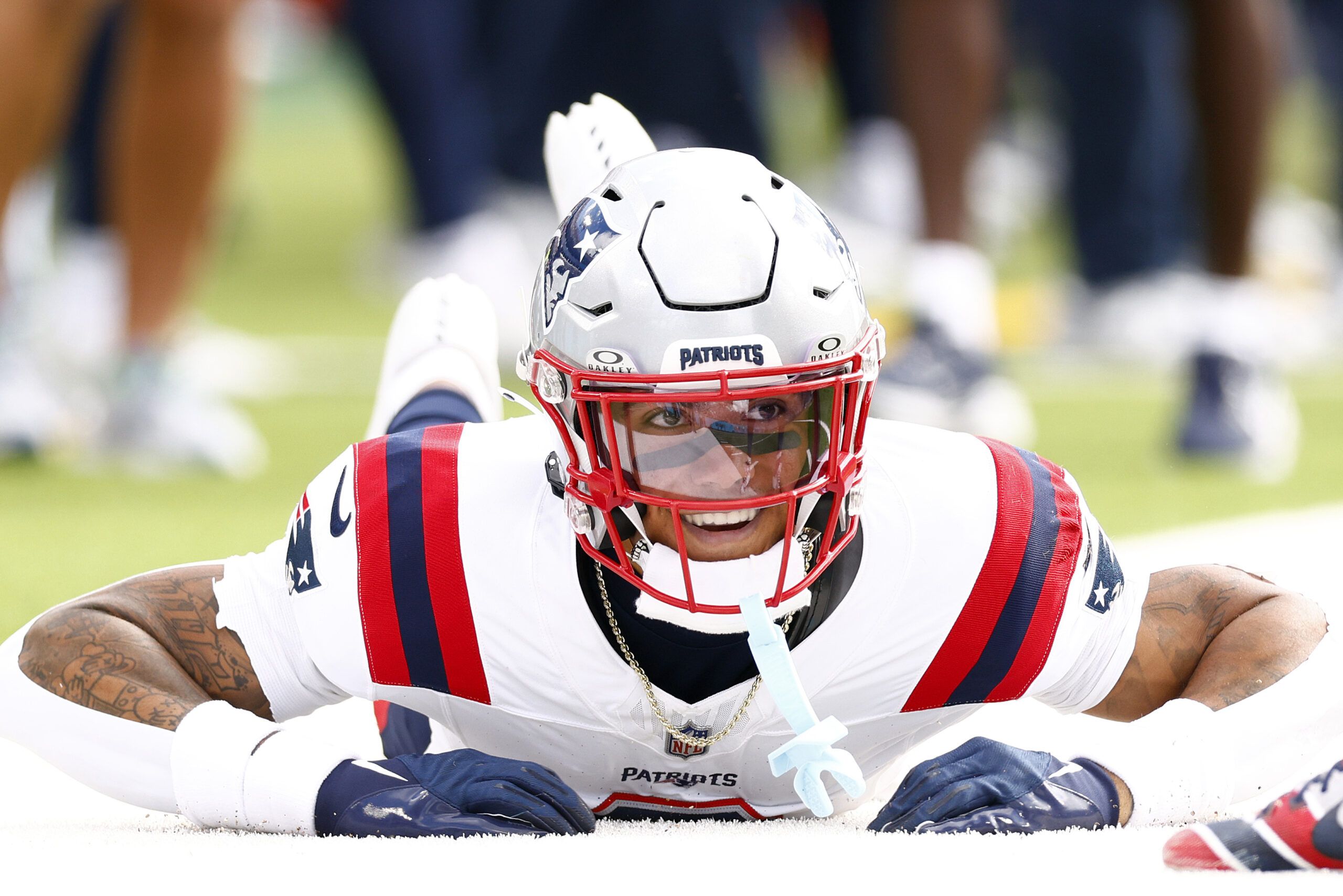 Patriots CB Christian Gonzalez names WR that surprised…