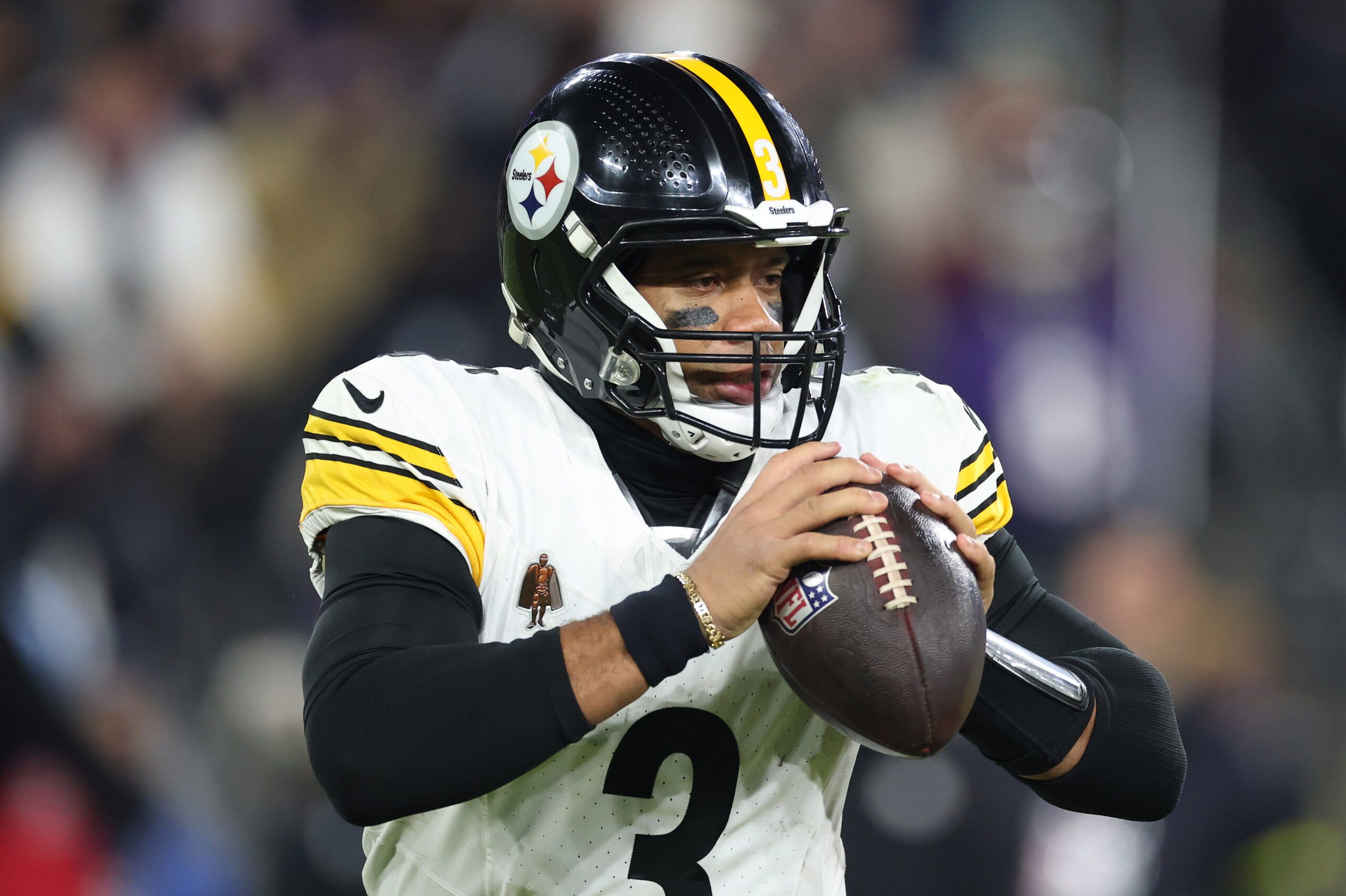 NFL reporter calls rift between Steelers OC and…