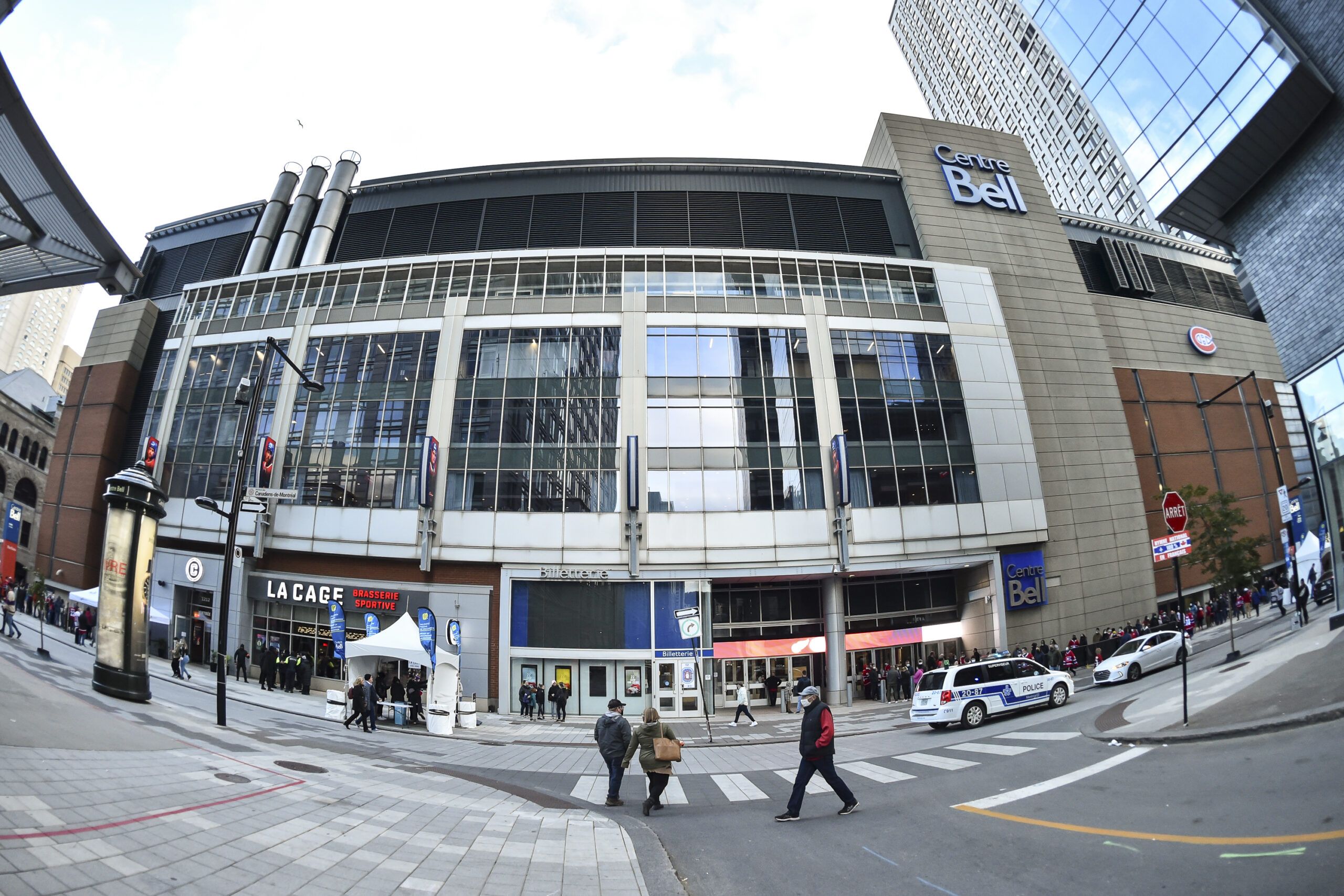 UFC returns to Montreal for UFC 315 pay-per-view event…